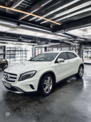 White Mercedes-Benz GLA 200 2015 in Kaunas, with an engine capacity of 2.14 L and mileage of 190 thousand km for 12000 €, photo  on AUTOMOTO.COM.LV