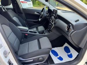 White Mercedes-Benz GLA 200 2019 in Taurage, with an engine capacity of 2.14 L and mileage of 240 thousand km for 11700 €, photo 16 on AUTOMOTO.COM.LV