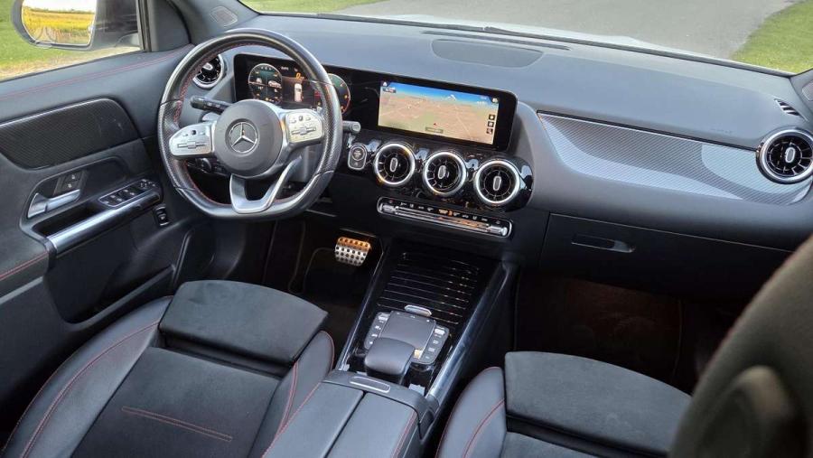 Balts Mercedes-Benz GLA 200 2021 Panevēža, ar dzinēja tilpumu 1.95 L un nobraukumu 230 tūkst. km par 21300 €, foto 11 vietnē AUTOMOTO.COM.LV
