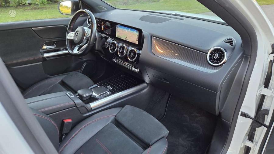 Balts Mercedes-Benz GLA 200 2021 Panevēža, ar dzinēja tilpumu 1.95 L un nobraukumu 230 tūkst. km par 21300 €, foto 14 vietnē AUTOMOTO.COM.LV