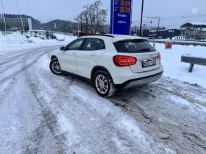 Balts Mercedes-Benz GLA 200 2014 Viļņa, ar dzinēja tilpumu 1.60 L un nobraukumu 191 tūkst. km par 10000 €, foto 2 vietnē AUTOMOTO.COM.LV