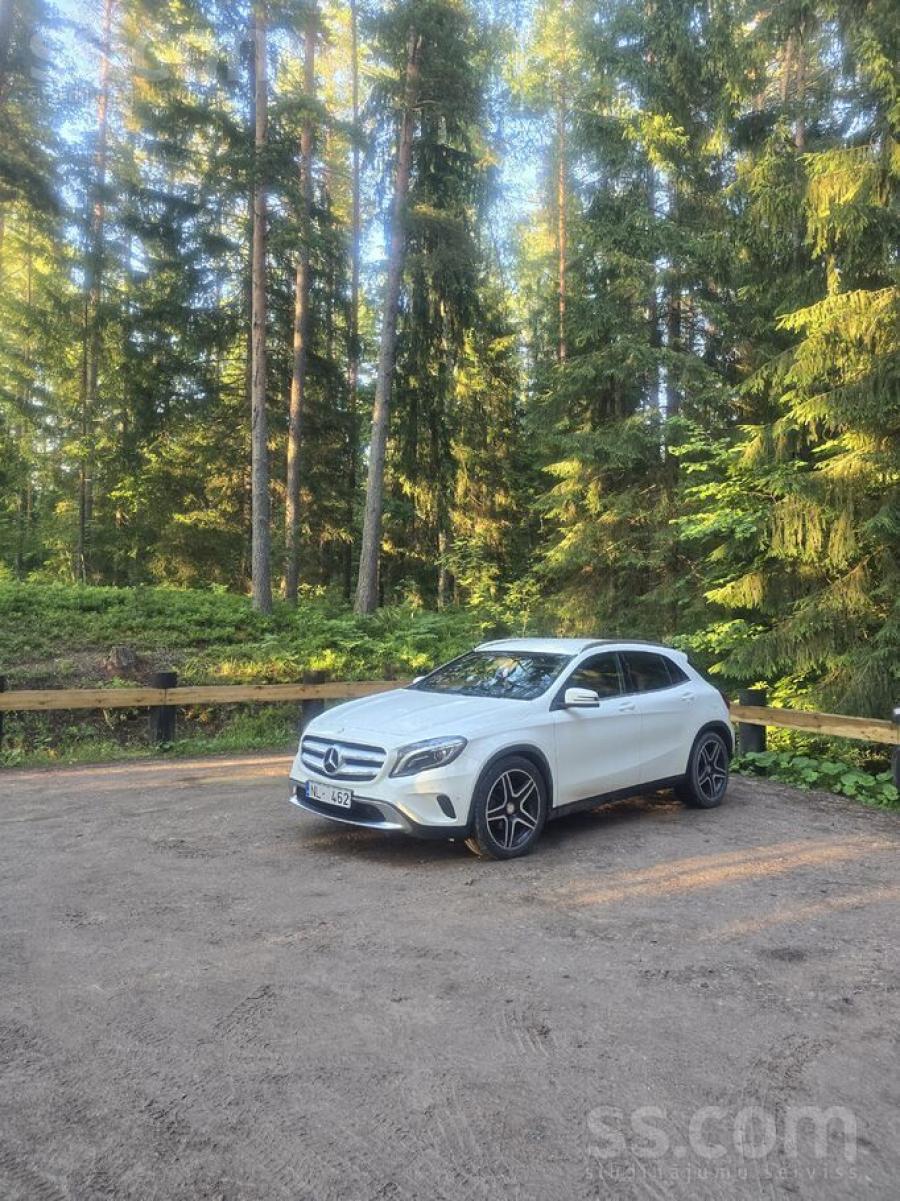Balts Mercedes-Benz GLA 200 2014 Rēzekne, ar dzinēja tilpumu 2.20 L un nobraukumu 359 tūkst. km par 11100 €, foto 3 vietnē AUTOMOTO.COM.LV
