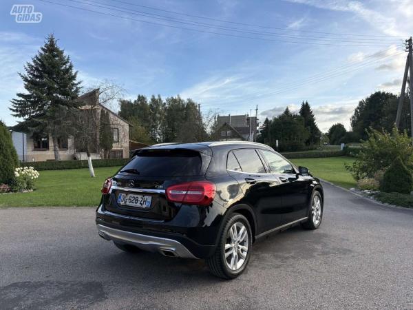 Black Mercedes-Benz gla-220 2014 in Klaipeda, with an engine capacity of 2.10 L and mileage of 194 thousand km for 12650 €, photo 6 on AUTOMOTO.COM.LV