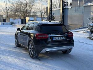 Melns Mercedes-Benz gla-220 2014 Klaipėda, ar dzinēja tilpumu 2.14 L un nobraukumu 228 tūkst. km par 11550 €, foto 8 vietnē AUTOMOTO.COM.LV