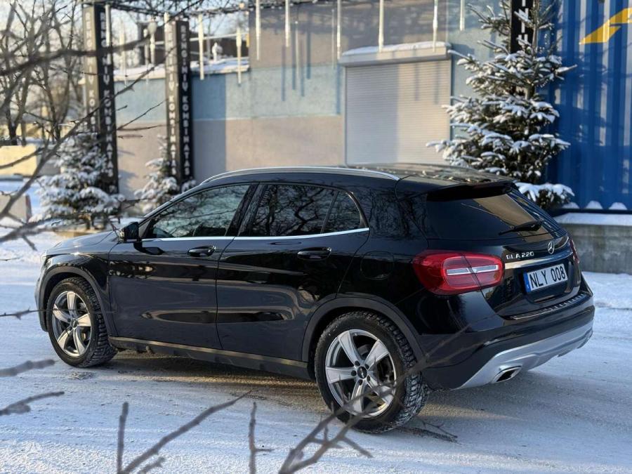Melns Mercedes-Benz gla-220 2014 Klaipėda, ar dzinēja tilpumu 2.14 L un nobraukumu 228 tūkst. km par 11550 €, foto 9 vietnē AUTOMOTO.COM.LV