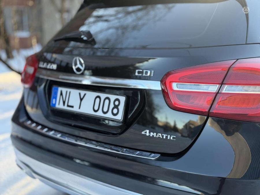 Melns Mercedes-Benz gla-220 2014 Klaipėda, ar dzinēja tilpumu 2.14 L un nobraukumu 228 tūkst. km par 11550 €, foto 12 vietnē AUTOMOTO.COM.LV
