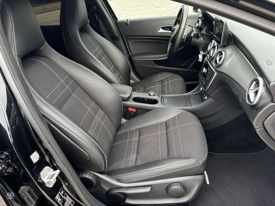 Черный Мерседес GLA 220 2014 в Таураге, объемом двигателя 2.14 л и пробегом 283 тыс. км за 9900 €, фото 11 на AUTOMOTO.COM.LV