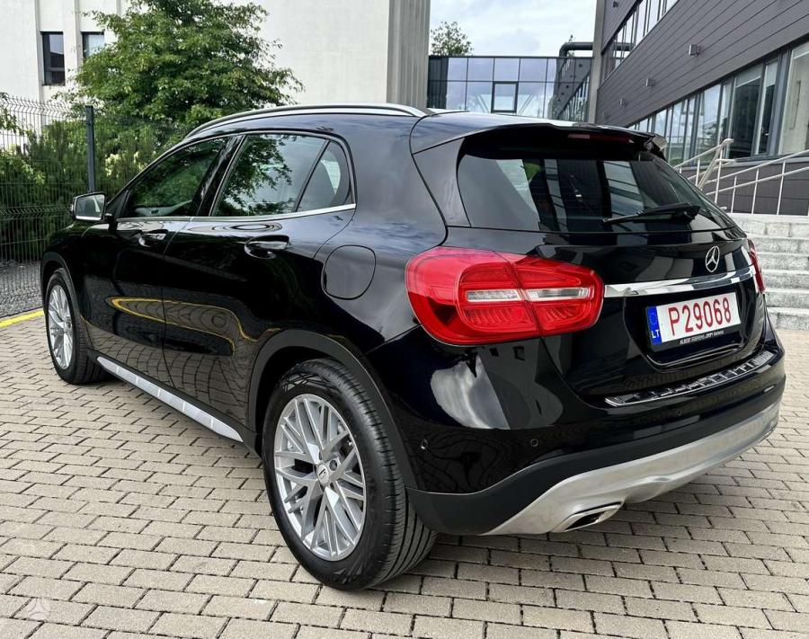 Черный Мерседес GLA 220 2014 в Каунас, объемом двигателя 2.20 л и пробегом 230 тыс. км за 10700 €, фото 10 на AUTOMOTO.COM.LV