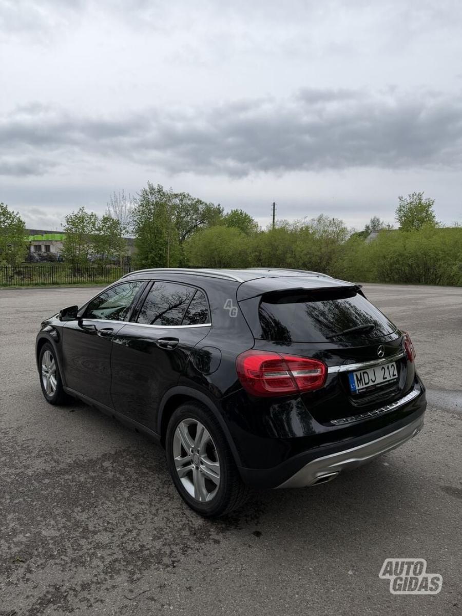 Черный Мерседес GLA 220 2015 в Каунас, объемом двигателя 2.20 л и пробегом 196 тыс. км за 13950 €, фото 6 на AUTOMOTO.COM.LV