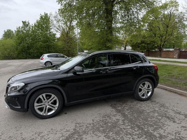 Черный Мерседес GLA 220 2015 в Каунас, объемом двигателя 2.20 л и пробегом 196 тыс. км за 13950 €, фото 6 на AUTOMOTO.COM.LV