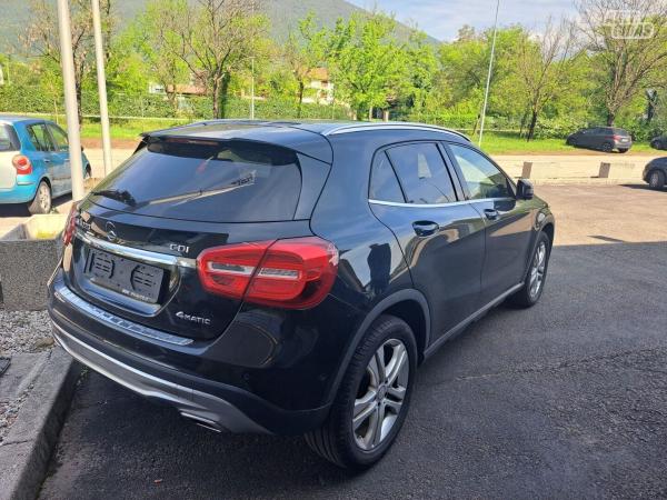 Черный Мерседес GLA 220 2016 в Паневежис, объемом двигателя 2.10 л и пробегом 250 тыс. км за 12900 €, фото 2 на AUTOMOTO.COM.LV