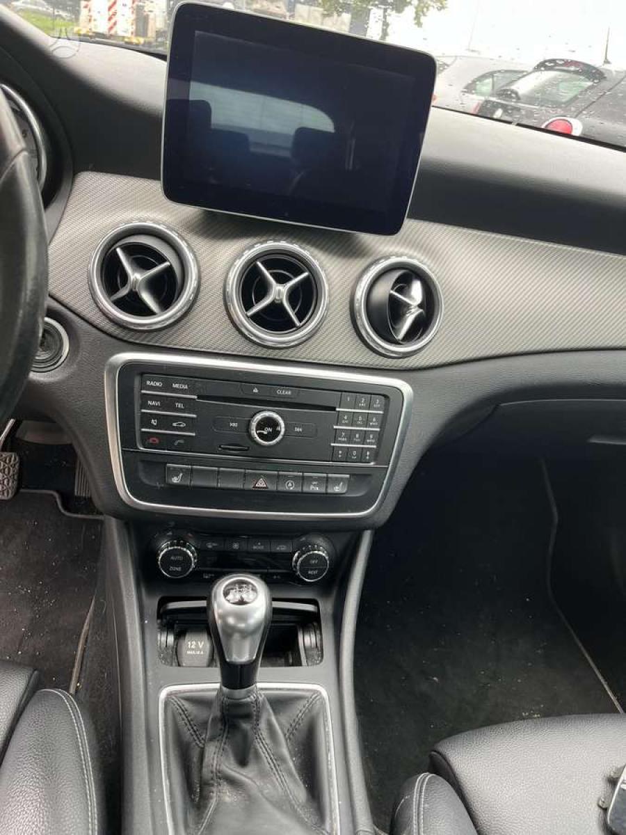 Черный Мерседес GLA 220 2016 в Таураге, объемом двигателя 2.20 л и пробегом 158 тыс. км за 7900 €, фото 16 на AUTOMOTO.COM.LV
