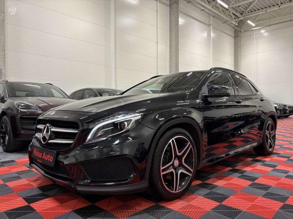 Black Mercedes-Benz gla-220 2017 in Vilnius, with an engine capacity of 2.14 L and mileage of 169 thousand km for 16990 €, photo 1 on AUTOMOTO.COM.LV