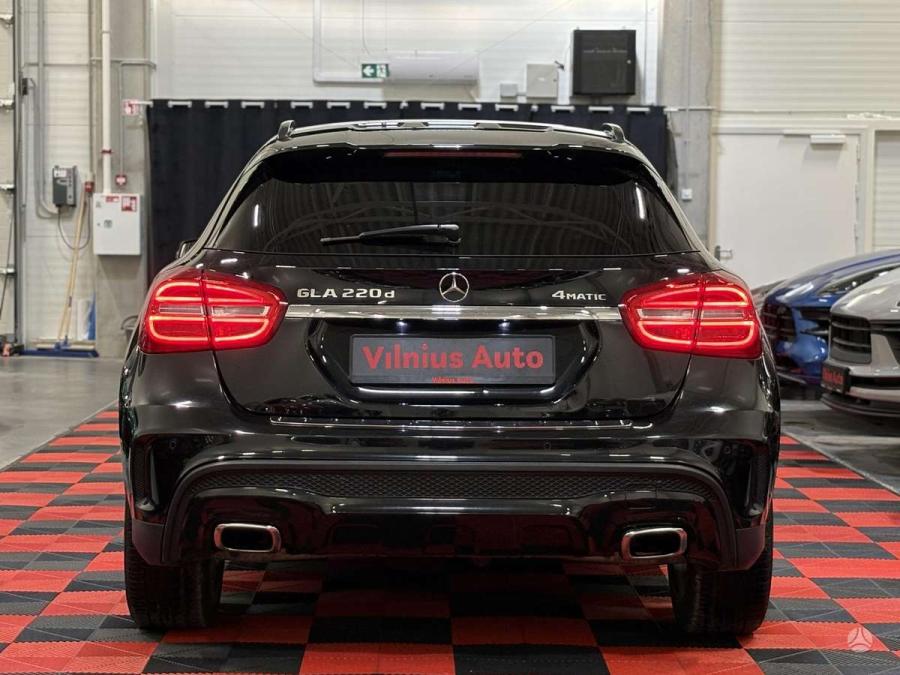 Black Mercedes-Benz gla-220 2017 in Vilnius, with an engine capacity of 2.14 L and mileage of 169 thousand km for 16990 €, photo 6 on AUTOMOTO.COM.LV