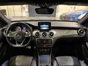 Black Mercedes-Benz gla-220 2017 in Vilnius, with an engine capacity of 2.14 L and mileage of 169 thousand km for 16990 €, photo 18 on AUTOMOTO.COM.LV