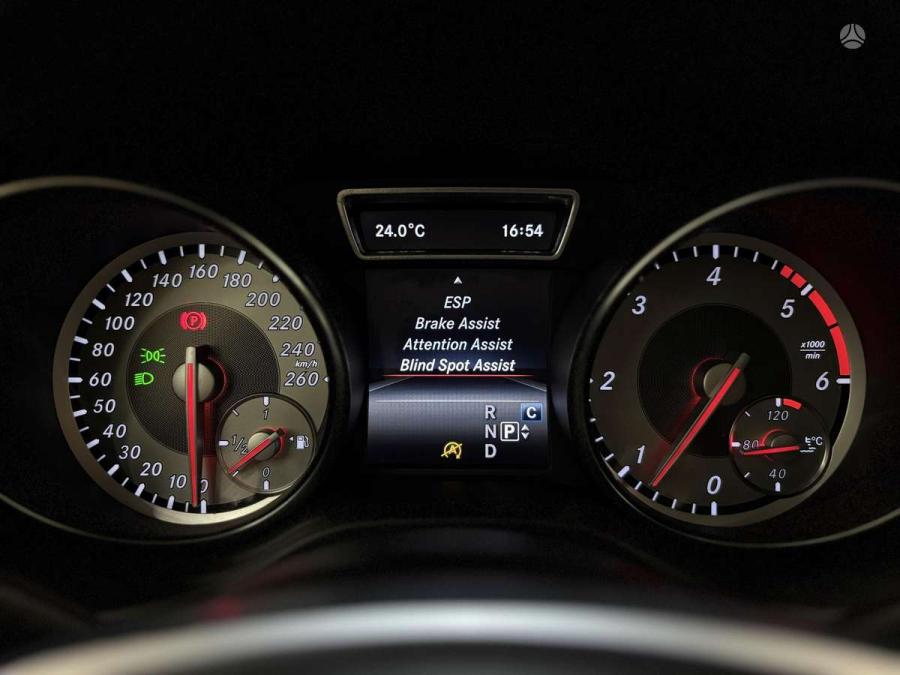 Black Mercedes-Benz gla-220 2017 in Vilnius, with an engine capacity of 2.14 L and mileage of 169 thousand km for 16990 €, photo 23 on AUTOMOTO.COM.LV