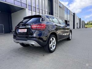 Melns Mercedes-Benz gla-220 2018 Viļņa, ar dzinēja tilpumu 2.14 L un nobraukumu 222 tūkst. km par 13500 €, foto 4 vietnē AUTOMOTO.COM.LV