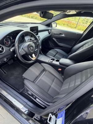 Melns Mercedes-Benz gla-220 2018 Viļņa, ar dzinēja tilpumu 2.14 L un nobraukumu 222 tūkst. km par 13500 €, foto 12 vietnē AUTOMOTO.COM.LV