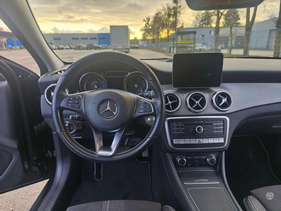 Черный Мерседес GLA 220 2019 в Каунас, объемом двигателя 1.99 л и пробегом 94 тыс. км за 20900 €, фото 11 на AUTOMOTO.COM.LV