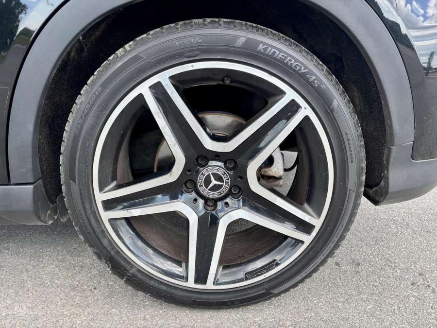 Черный Мерседес GLA 220 2019 в Таураге, объемом двигателя 2.14 л и пробегом 250 тыс. км за 14500 €, фото 11 на AUTOMOTO.COM.LV