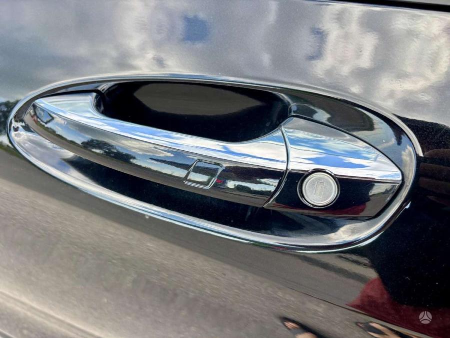 Черный Мерседес GLA 220 2019 в Таураге, объемом двигателя 2.14 л и пробегом 250 тыс. км за 14500 €, фото 12 на AUTOMOTO.COM.LV
