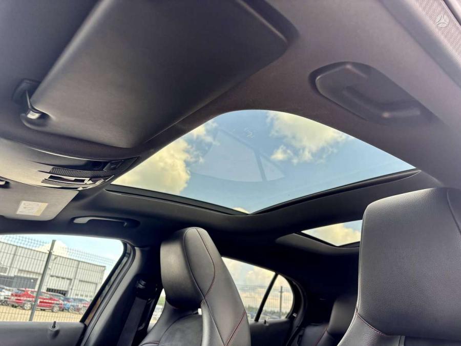 Черный Мерседес GLA 220 2019 в Таураге, объемом двигателя 2.14 л и пробегом 250 тыс. км за 14500 €, фото 14 на AUTOMOTO.COM.LV