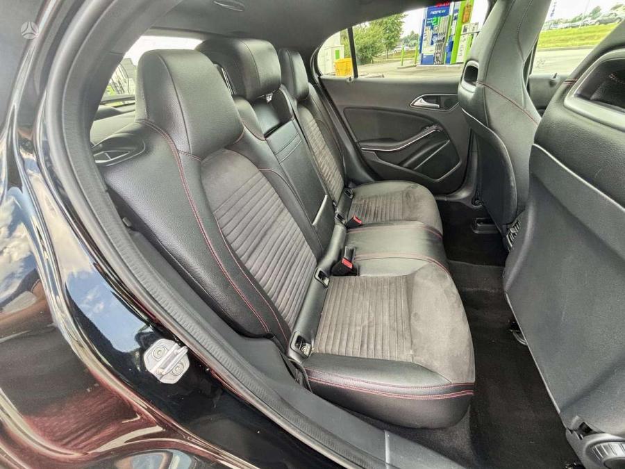 Черный Мерседес GLA 220 2019 в Таураге, объемом двигателя 2.14 л и пробегом 250 тыс. км за 14500 €, фото 17 на AUTOMOTO.COM.LV