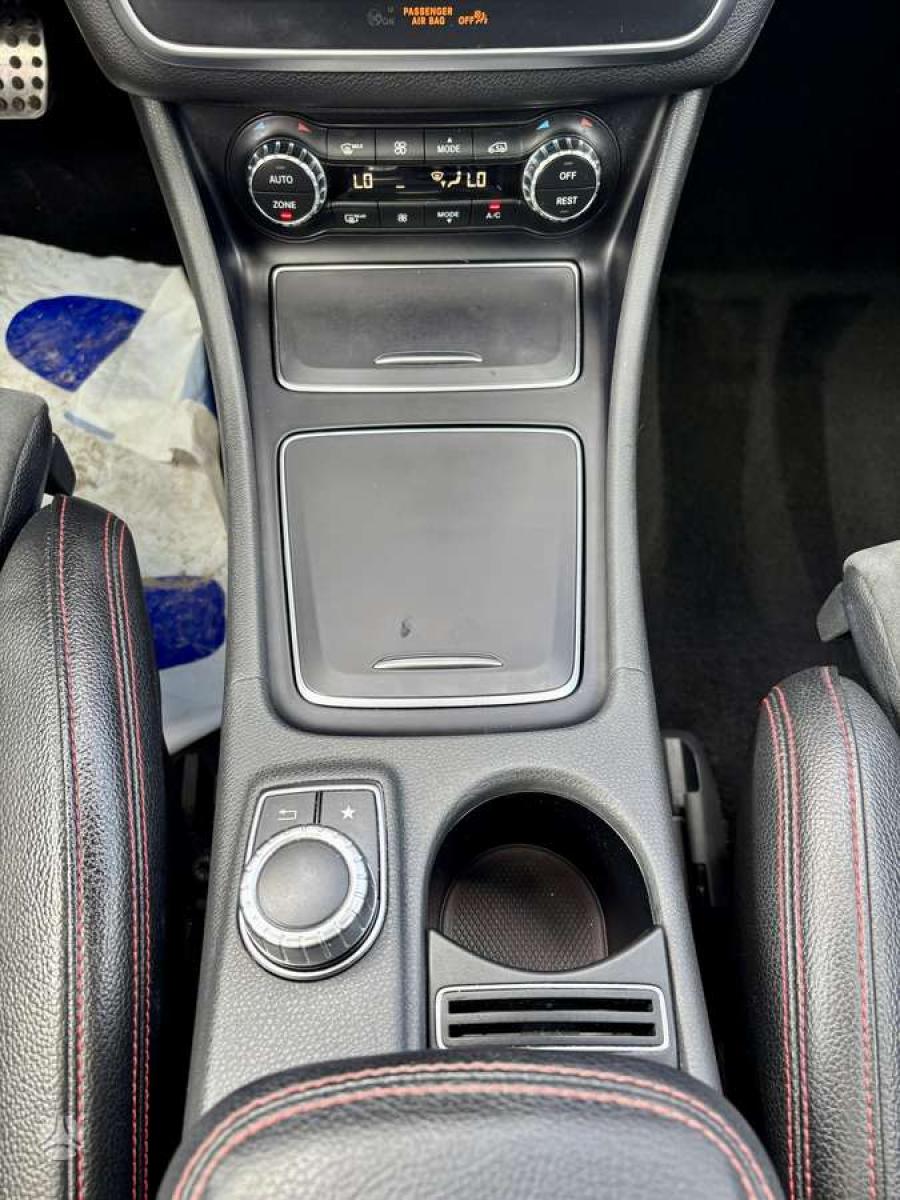 Черный Мерседес GLA 220 2019 в Таураге, объемом двигателя 2.14 л и пробегом 250 тыс. км за 14500 €, фото 21 на AUTOMOTO.COM.LV