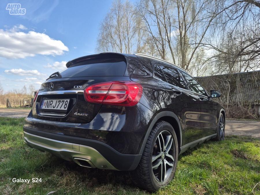 Black Mercedes-Benz gla-220 2014 in Klaipeda, with an engine capacity of 2.20 L and mileage of 220 thousand km for 14000 €, photo 7 on AUTOMOTO.COM.LV