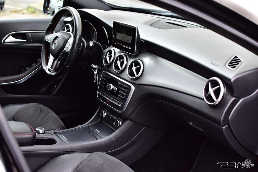 Black Mercedes-Benz gla-220 2014 in Kretinga, with an engine capacity of 2.20 L and mileage of 210 thousand km for 13850 €, photo 3 on AUTOMOTO.COM.LV