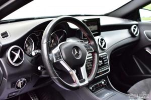 Black Mercedes-Benz gla-220 2014 in Kretinga, with an engine capacity of 2.20 L and mileage of 210 thousand km for 13850 €, photo 27 on AUTOMOTO.COM.LV