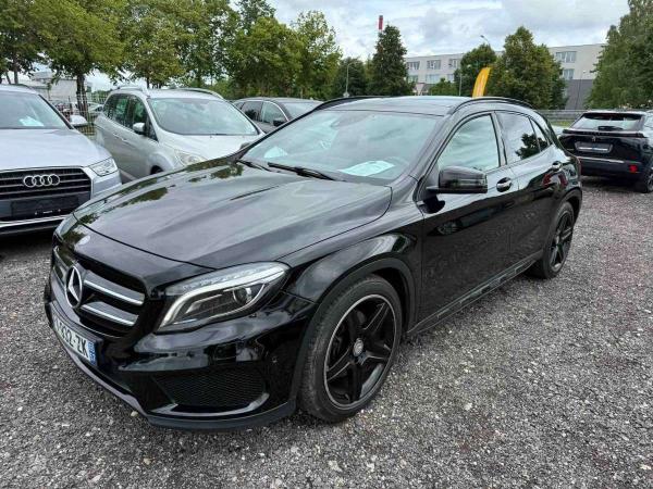 Черный Мерседес GLA 220 2015 в Шяуляй, объемом двигателя 2.14 л и пробегом 175 тыс. км за 14800 €, фото 1 на AUTOMOTO.COM.LV