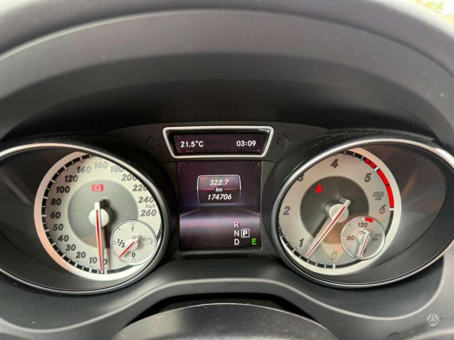 Черный Мерседес GLA 220 2015 в Шяуляй, объемом двигателя 2.14 л и пробегом 175 тыс. км за 14800 €, фото 10 на AUTOMOTO.COM.LV