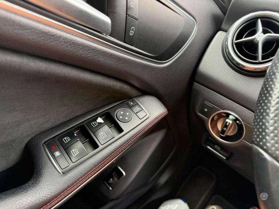 Черный Мерседес GLA 220 2015 в Шяуляй, объемом двигателя 2.14 л и пробегом 175 тыс. км за 14800 €, фото 13 на AUTOMOTO.COM.LV