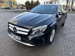 Melns Mercedes-Benz gla-220 2015 Tauragė, ar dzinēja tilpumu 2.00 L un nobraukumu 215 tūkst. km par 10200 €, foto 13 vietnē AUTOMOTO.COM.LV