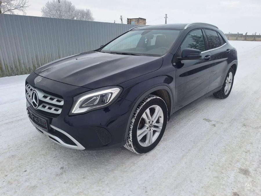 Blue Mercedes-Benz gla-220 2017 in Marijampole, with an engine capacity of 2.14 L and mileage of 134 thousand km for 13900 €, photo 2 on AUTOMOTO.COM.LV