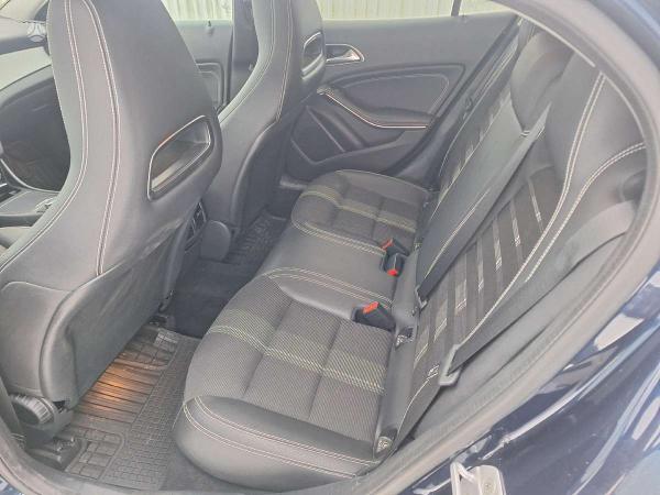 Blue Mercedes-Benz gla-220 2017 in Marijampole, with an engine capacity of 2.14 L and mileage of 134 thousand km for 13900 €, photo 11 on AUTOMOTO.COM.LV