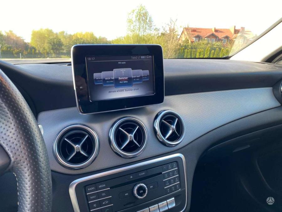 Синий Мерседес GLA 220 2018 в Клайпеда, объемом двигателя 2.14 л и пробегом 189 тыс. км за 14800 €, фото 5 на AUTOMOTO.COM.LV