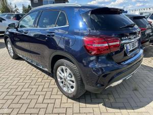 Blue Mercedes-Benz gla-220 2018 in Taurage, with an engine capacity of 2.14 L and mileage of 157 thousand km for 16400 €, photo 3 on AUTOMOTO.COM.LV