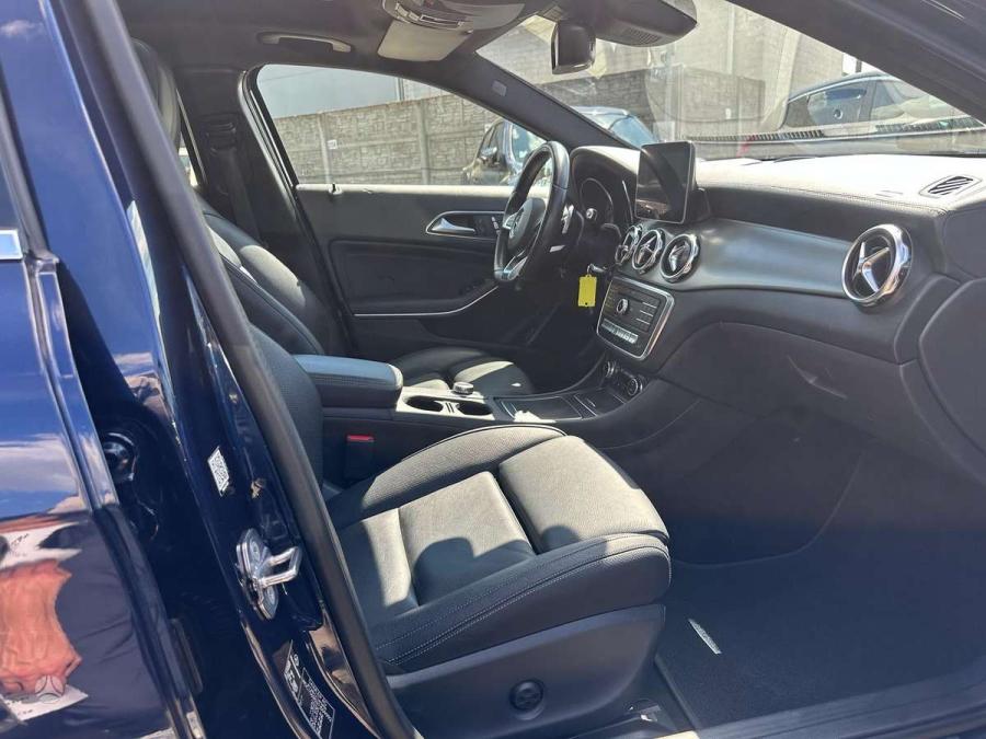 Blue Mercedes-Benz gla-220 2018 in Taurage, with an engine capacity of 2.14 L and mileage of 157 thousand km for 16400 €, photo 14 on AUTOMOTO.COM.LV
