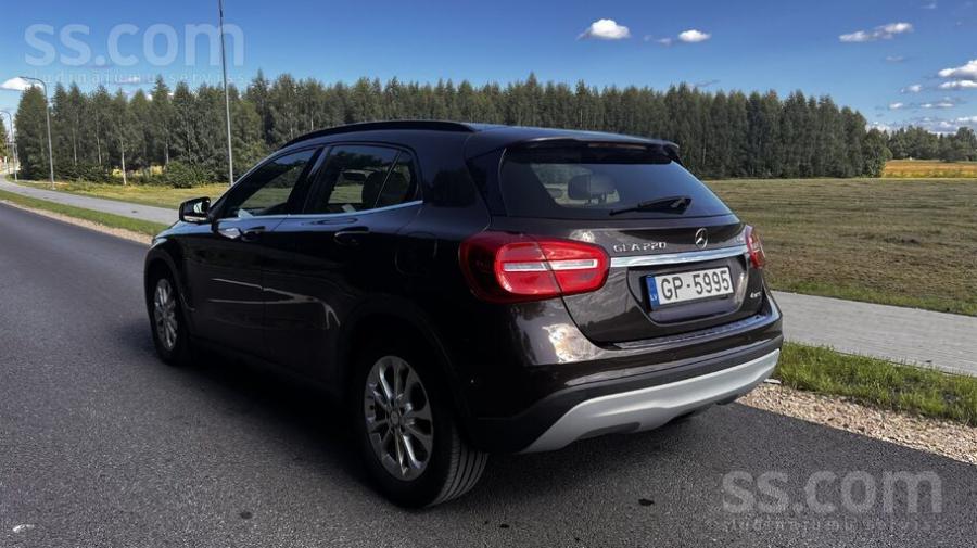 Brūns Mercedes-Benz gla-220 2014 Rīga, ar dzinēja tilpumu 2.20 L un nobraukumu 205 tūkst. km par 12500 €, foto 4 vietnē AUTOMOTO.COM.LV