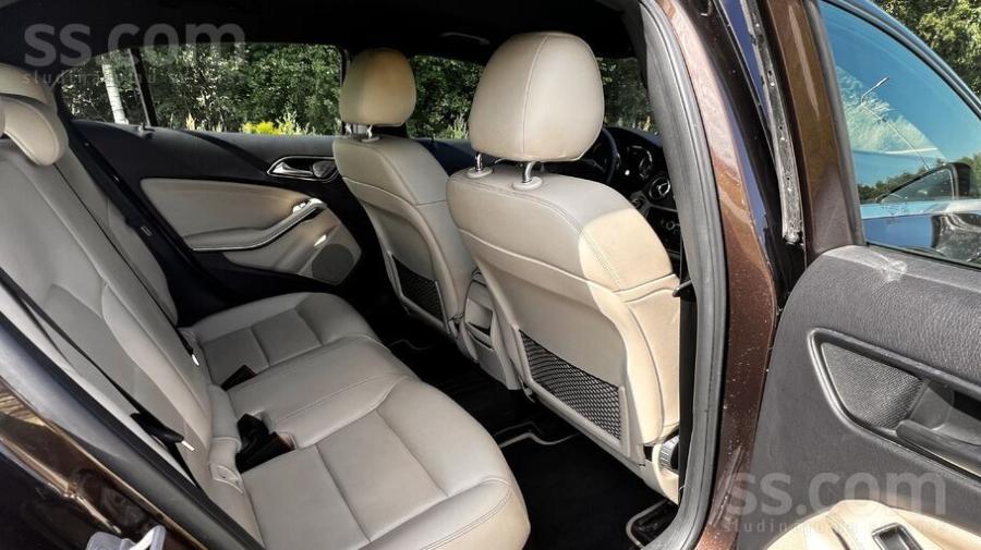 Brūns Mercedes-Benz gla-220 2014 Rīga, ar dzinēja tilpumu 2.20 L un nobraukumu 205 tūkst. km par 12500 €, foto 8 vietnē AUTOMOTO.COM.LV