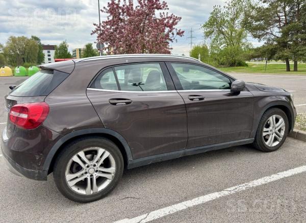 Коричневый Мерседес GLA 220 2014 в Рига, объемом двигателя 2.20 л и пробегом 16 тыс. км за 13070 €, фото 3 на AUTOMOTO.COM.LV