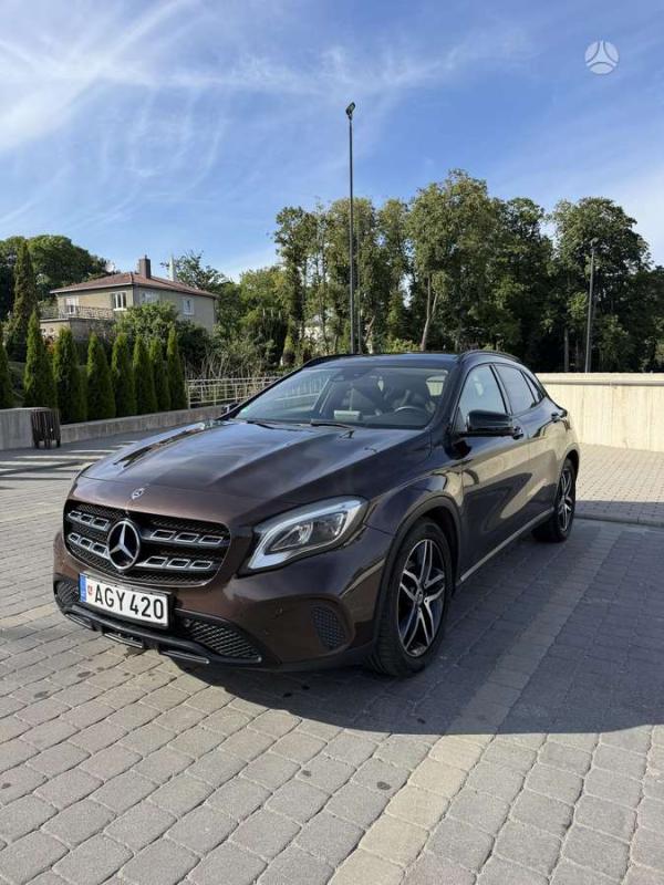 Brūns Mercedes-Benz gla-220 2018 Plungė, ar dzinēja tilpumu 2.14 L un nobraukumu 155 tūkst. km par 16600 €, foto 1 vietnē AUTOMOTO.COM.LV
