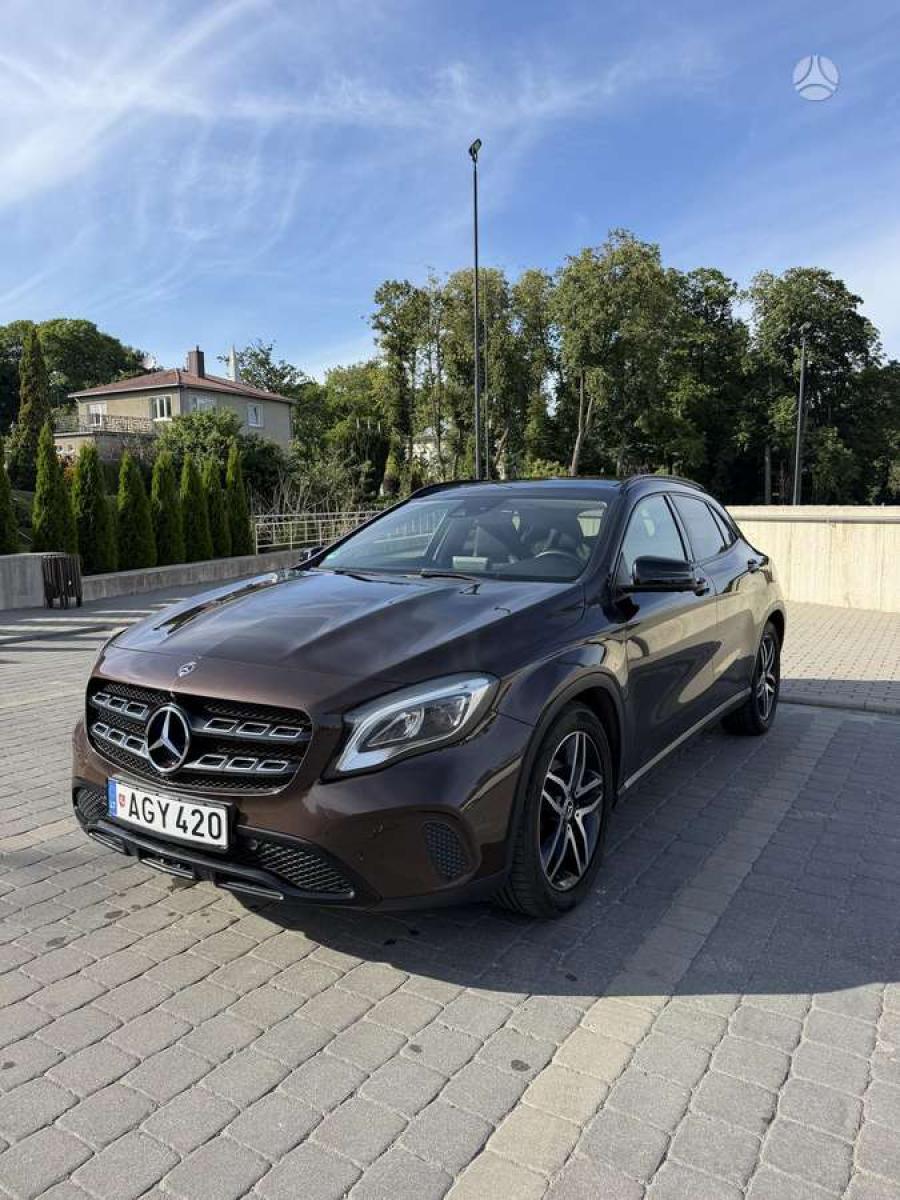 Коричневый Мерседес GLA 220 2018 в Плунге, объемом двигателя 2.14 л и пробегом 155 тыс. км за 16600 €, фото 1 на AUTOMOTO.COM.LV