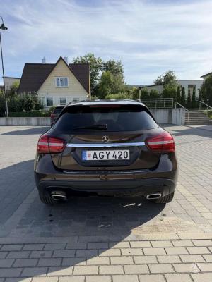 Коричневый Мерседес GLA 220 2018 в Плунге, объемом двигателя 2.14 л и пробегом 155 тыс. км за 16600 €, фото 6 на AUTOMOTO.COM.LV