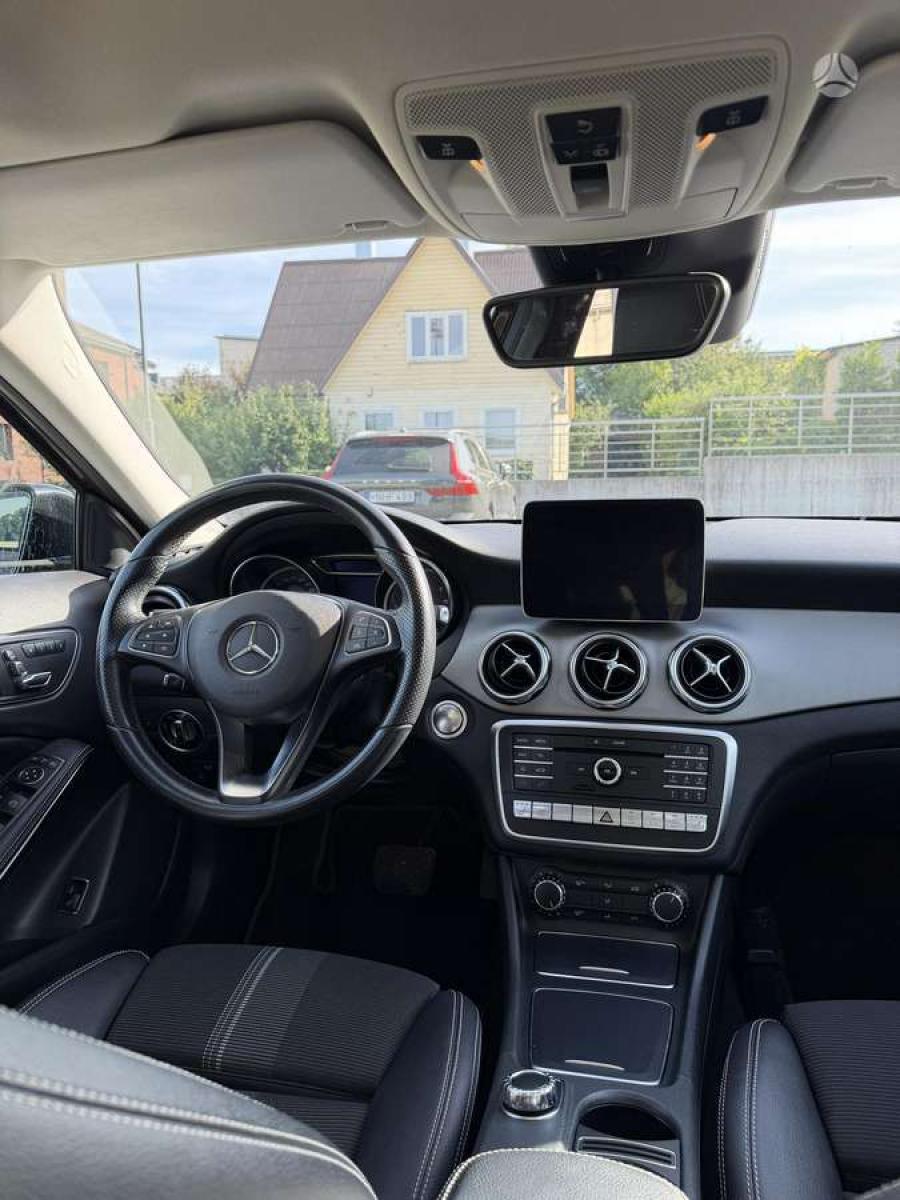 Коричневый Мерседес GLA 220 2018 в Плунге, объемом двигателя 2.14 л и пробегом 155 тыс. км за 16600 €, фото 8 на AUTOMOTO.COM.LV