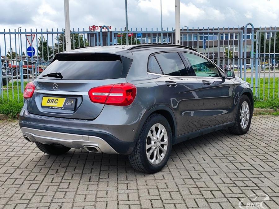 Mercedes-Benz gla-220 2014 in Klaipeda, with an engine capacity of 2.14 L and mileage of 102 thousand km for 14900 €, photo 3 on AUTOMOTO.COM.LV