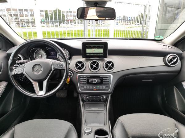 Mercedes-Benz gla-220 2014 in Klaipeda on AUTOMOTO.COM.LV Mercedes-Benz gla-220 2014 in Klaipeda, with an engine capacity of 2.14 L and mileage of 102 thousand km for 14900 €, photo 5 on AUTOMOTO.COM.LV