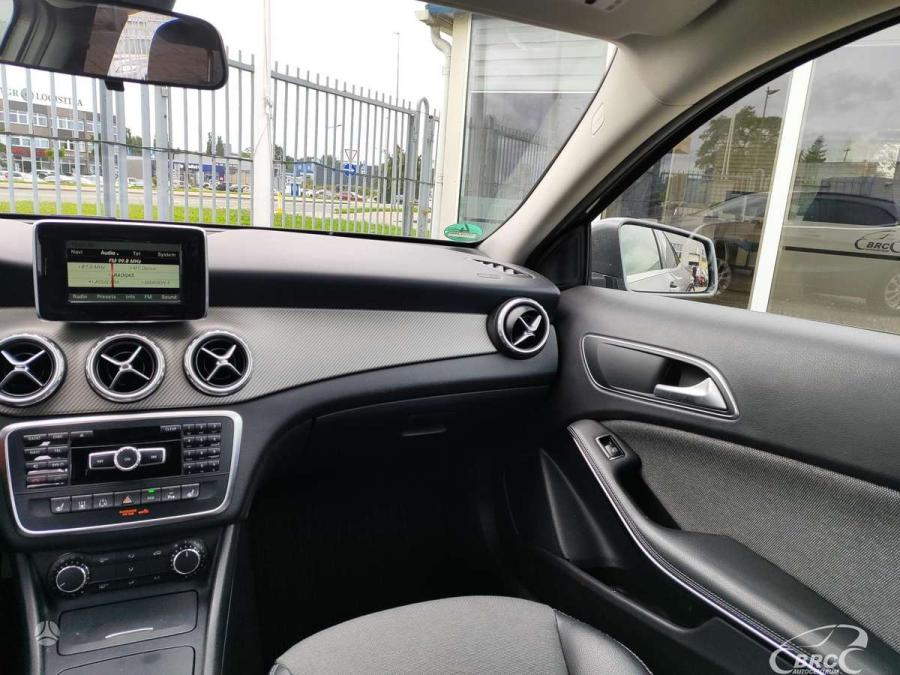 Pelēks Mercedes-Benz gla-220 2014 Klaipėda, ar dzinēja tilpumu 2.14 L un nobraukumu 102 tūkst. km par 14900 €, foto 7 vietnē AUTOMOTO.COM.LV